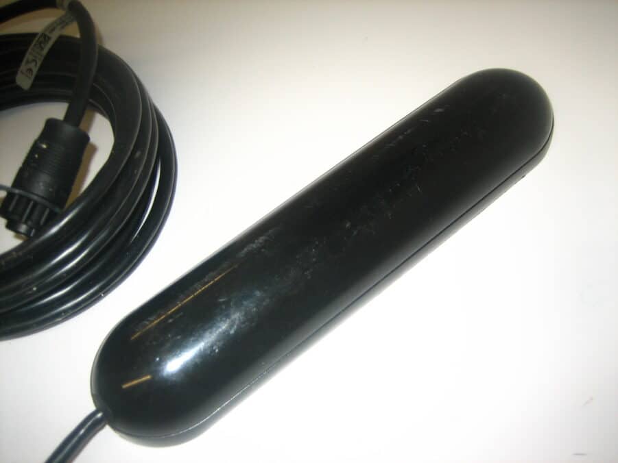 Simrad TotalScan™ Skimmer Transducer with CHIRP StructureScan DownScan ...