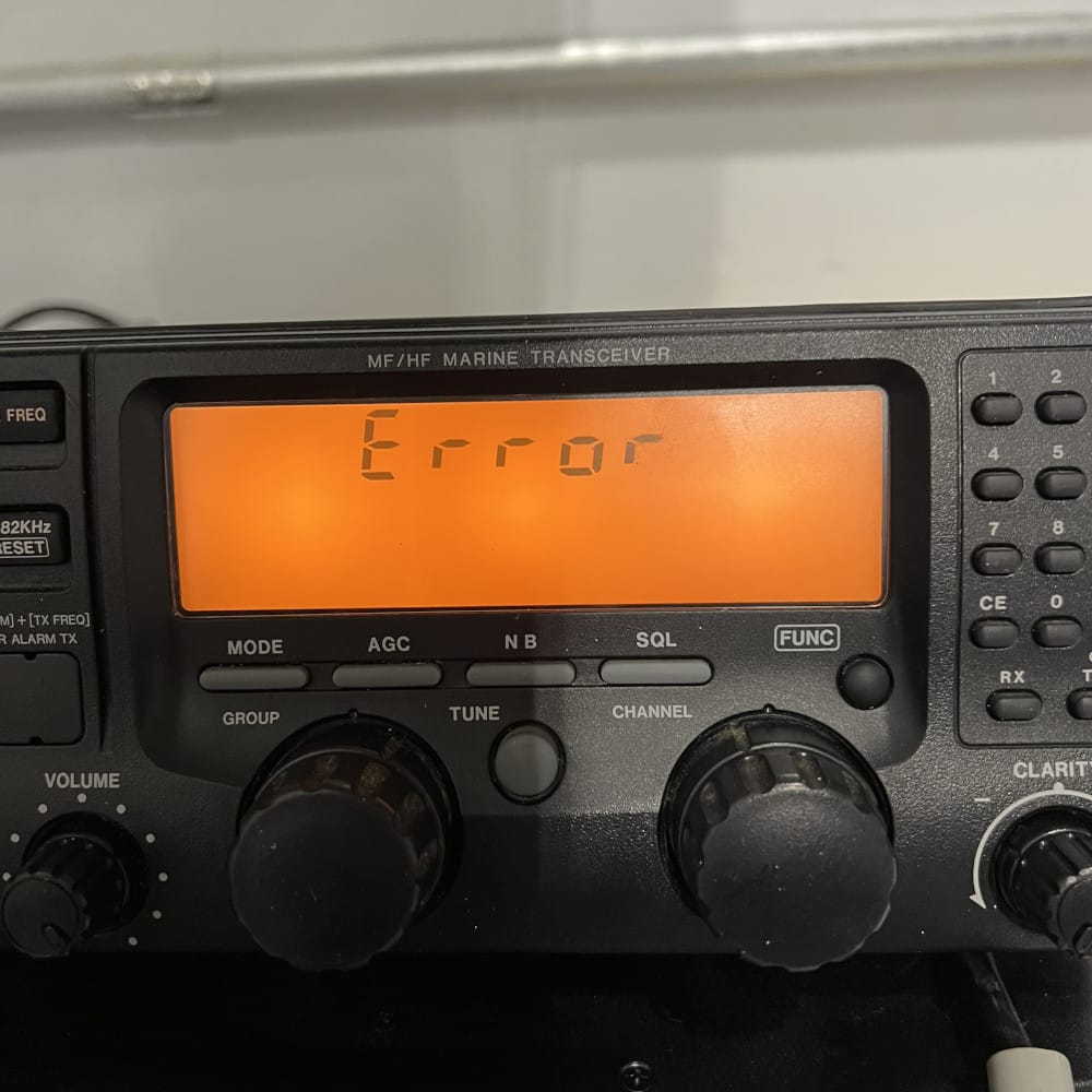 ICOM IC-M710 Single Side Band Radios w/ AT-140 Tuner HM-120 - Parts Lot ...