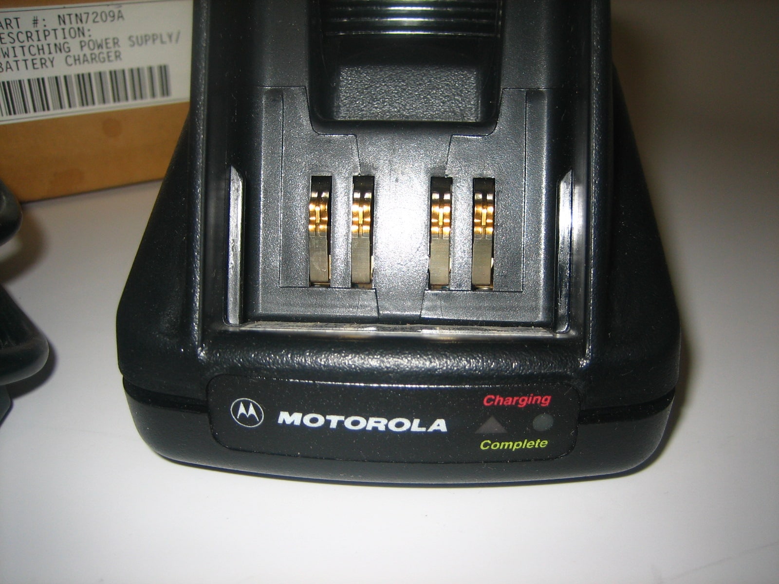 Motorola NTN7209A Battery Charger for JT HT 1000 Series - NEW - Max ...