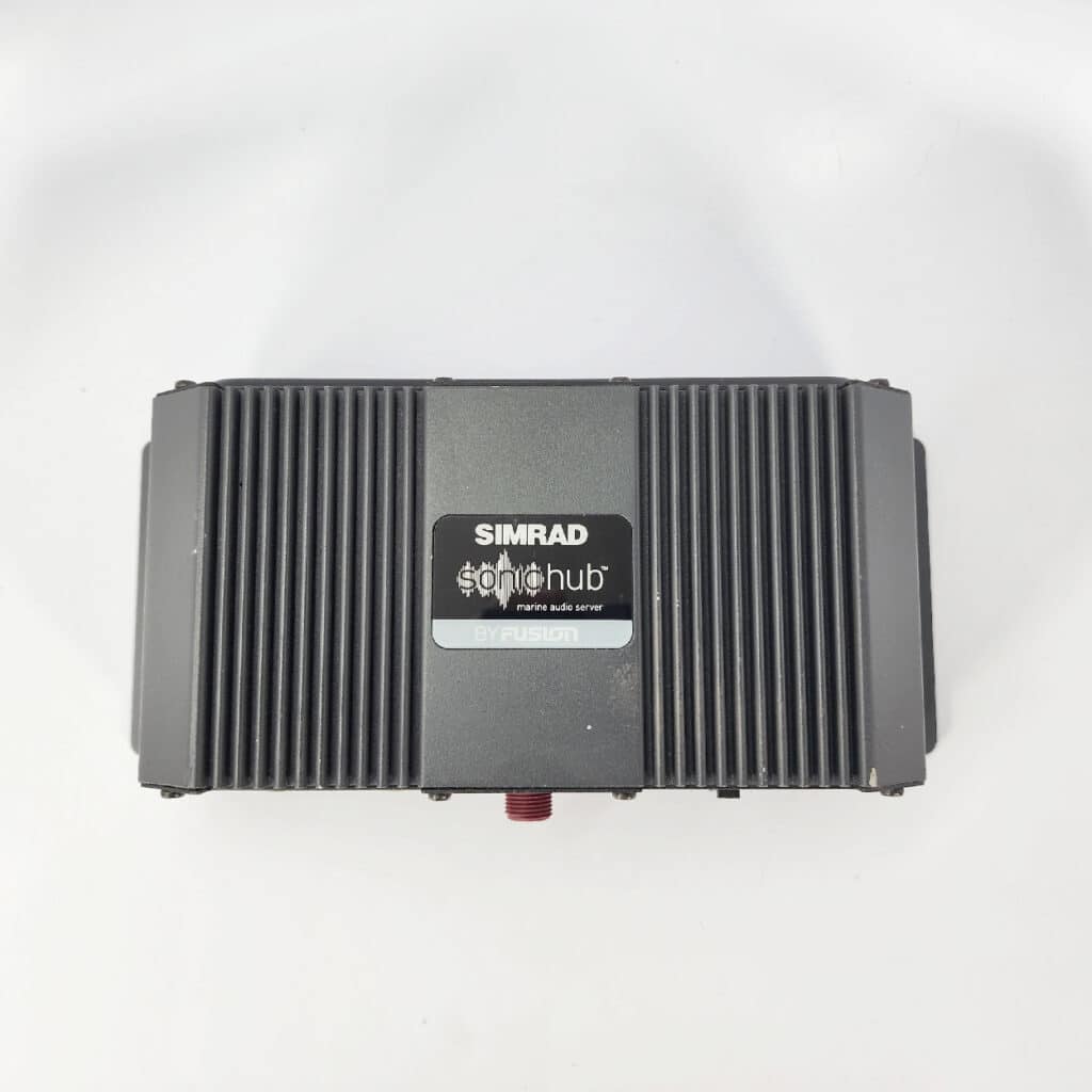 Simrad - SonicHub AM/FM USB Marine Entertainment System - TESTED - Free ...