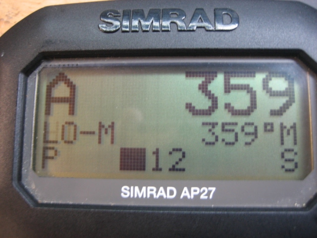 Simrad AP27 Handheld Autopilot Control Head-22088090-90 Day Warranty ...