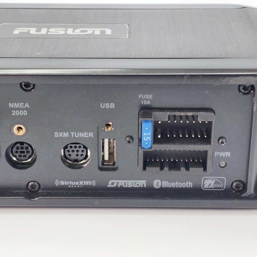 Fusion MS-BB300 Black Box Marine Stereo AM/FM Radio SIRIUS Ready -Used ...