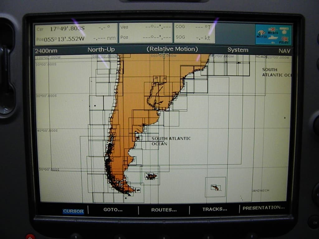 Navionics Gold CF Chart Card "Central & South America" CF/3XG - 2GB ...