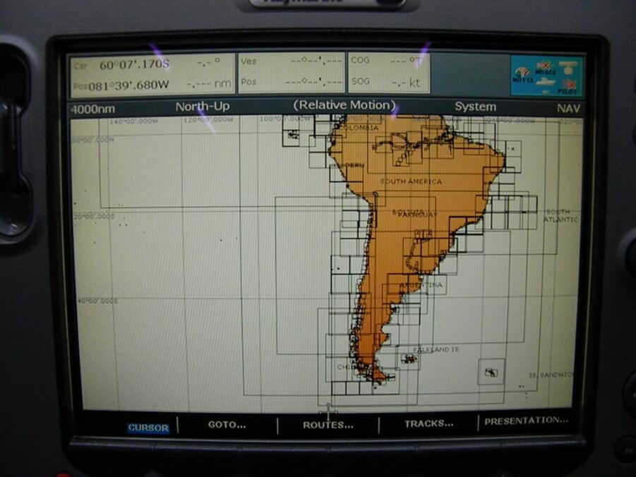 Navionics Gold CF Chart Card "Central & South America" CF/3XG - 2GB ...