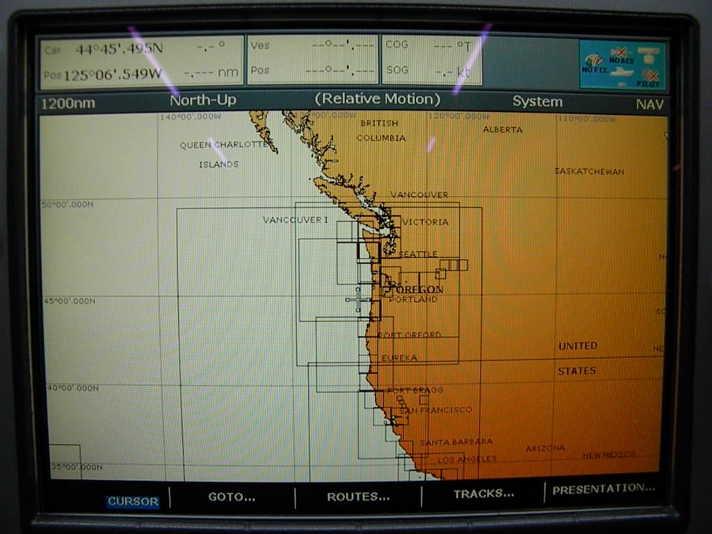 Navionics Platinum+ CF Chart Card "US West Coast" CF/912PP v01.20 - 8GB ...