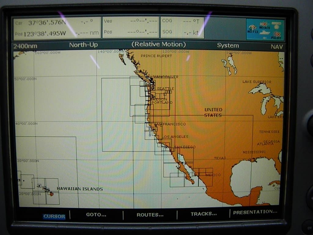 Navionics Platinum+ CF Chart Card "US West Coast" CF/912PP v01.20 - 8GB ...