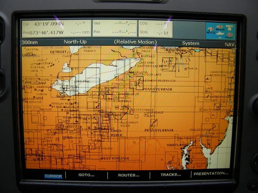 Navionics HotMaps Premium CF Chart Card -EAST- CF/PREM-E 256MB APR2005 ...