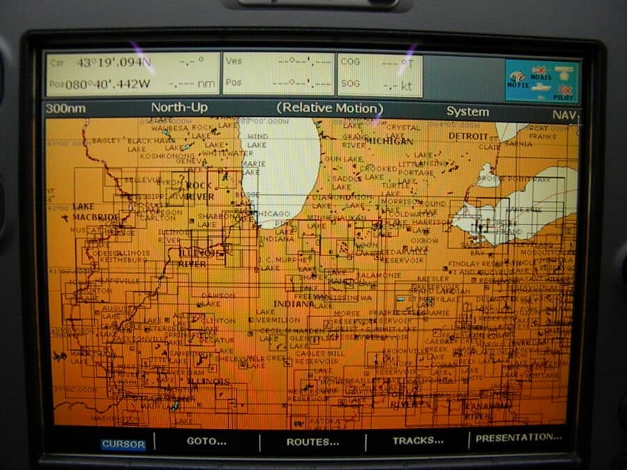 Navionics HotMaps Premium CF Chart Card -EAST- CF/PREM-E 256MB APR2005 ...