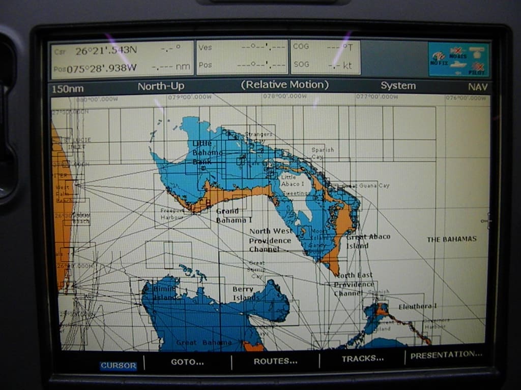 Navionics Platinum+ CF Chart Card S.E. Florida & Northern Bahamas CF ...