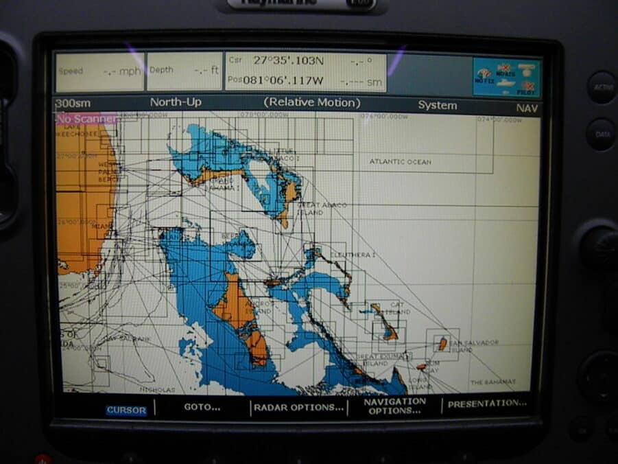 Navionics Platinum+ CF Chart Card US Southeast – ALL Bahamas CF/906 ...