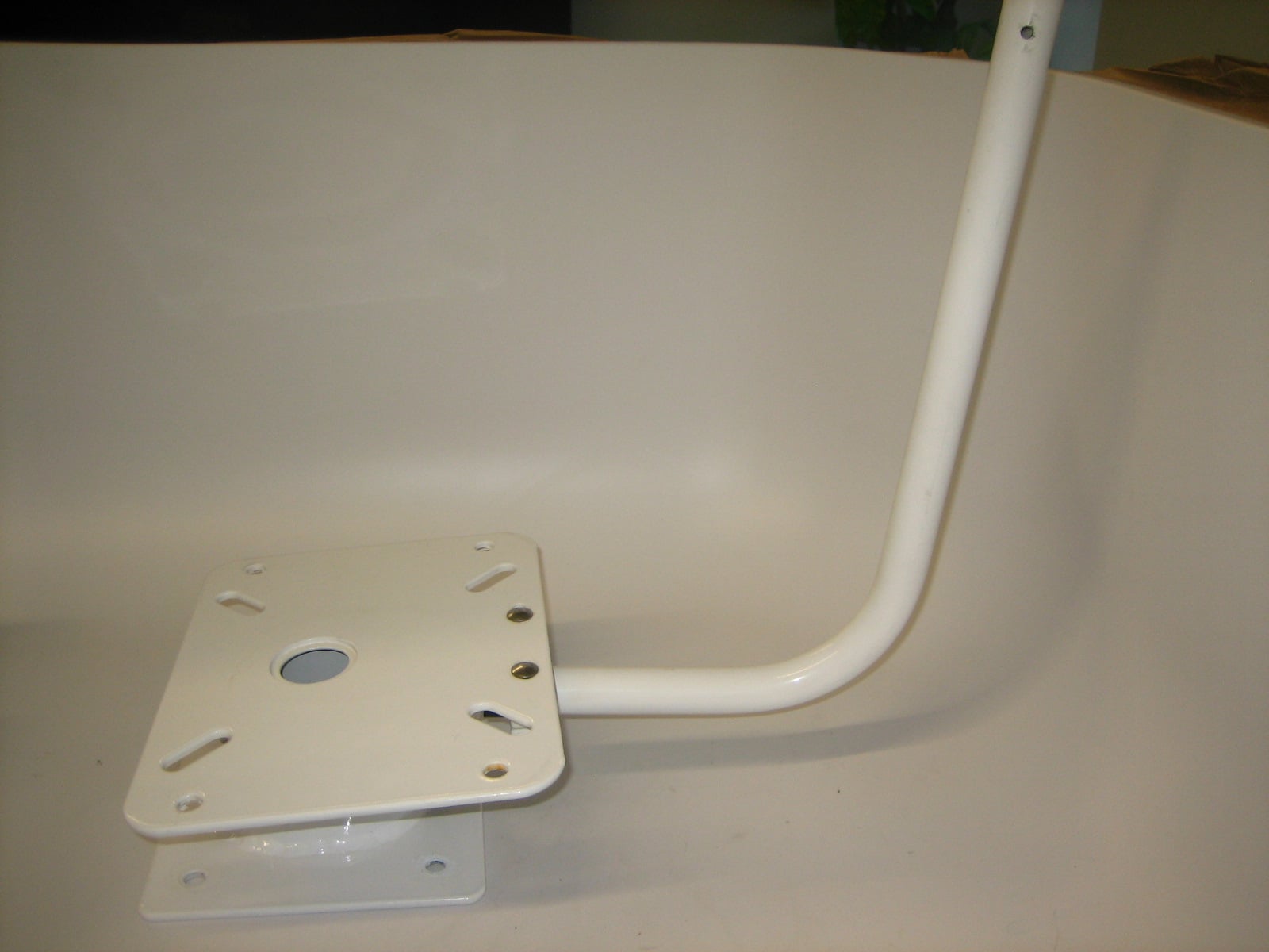 Radar Mount f/ Raymarine Garmin Furuno 18" Domes w/Light Bar Attachment ...