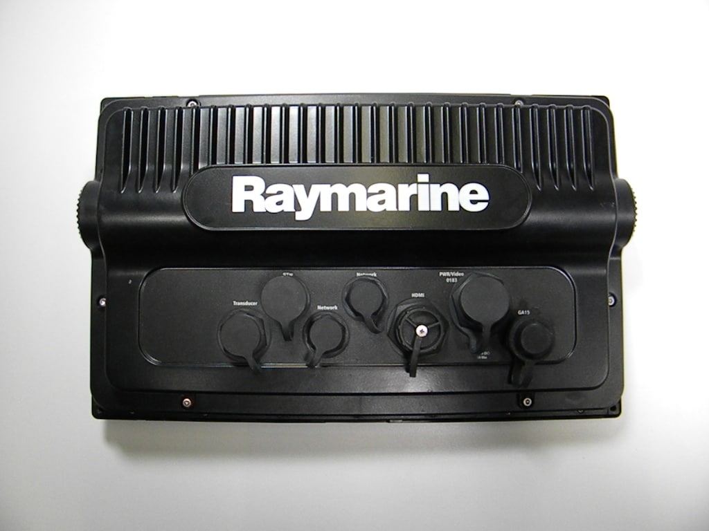 Raymarine eS127 HybridTouch Lighthouse 2 MFD E70284 – Tested - 90 Day ...