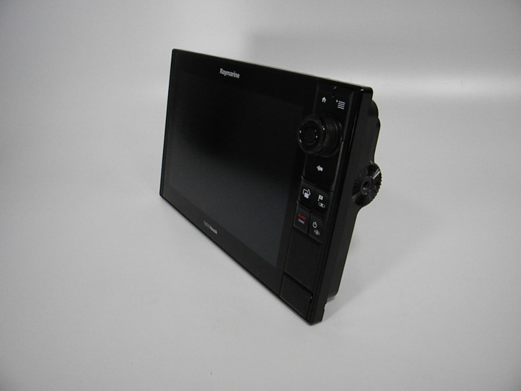 Raymarine eS127 Lighthouse 2 MFD E70284 **NO TOUCH** – Tested - 90 Day ...