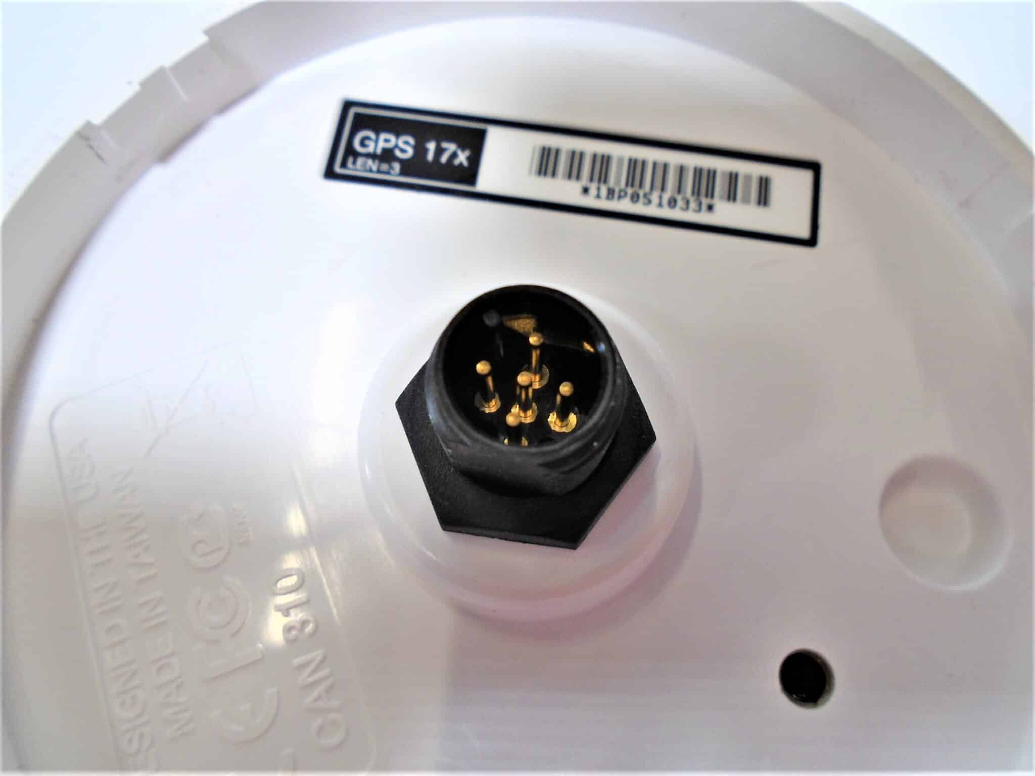 Garmin GPS-17X NMEA 2000 GPS Antenna -20 Foot Drop cable (Good Cond ...