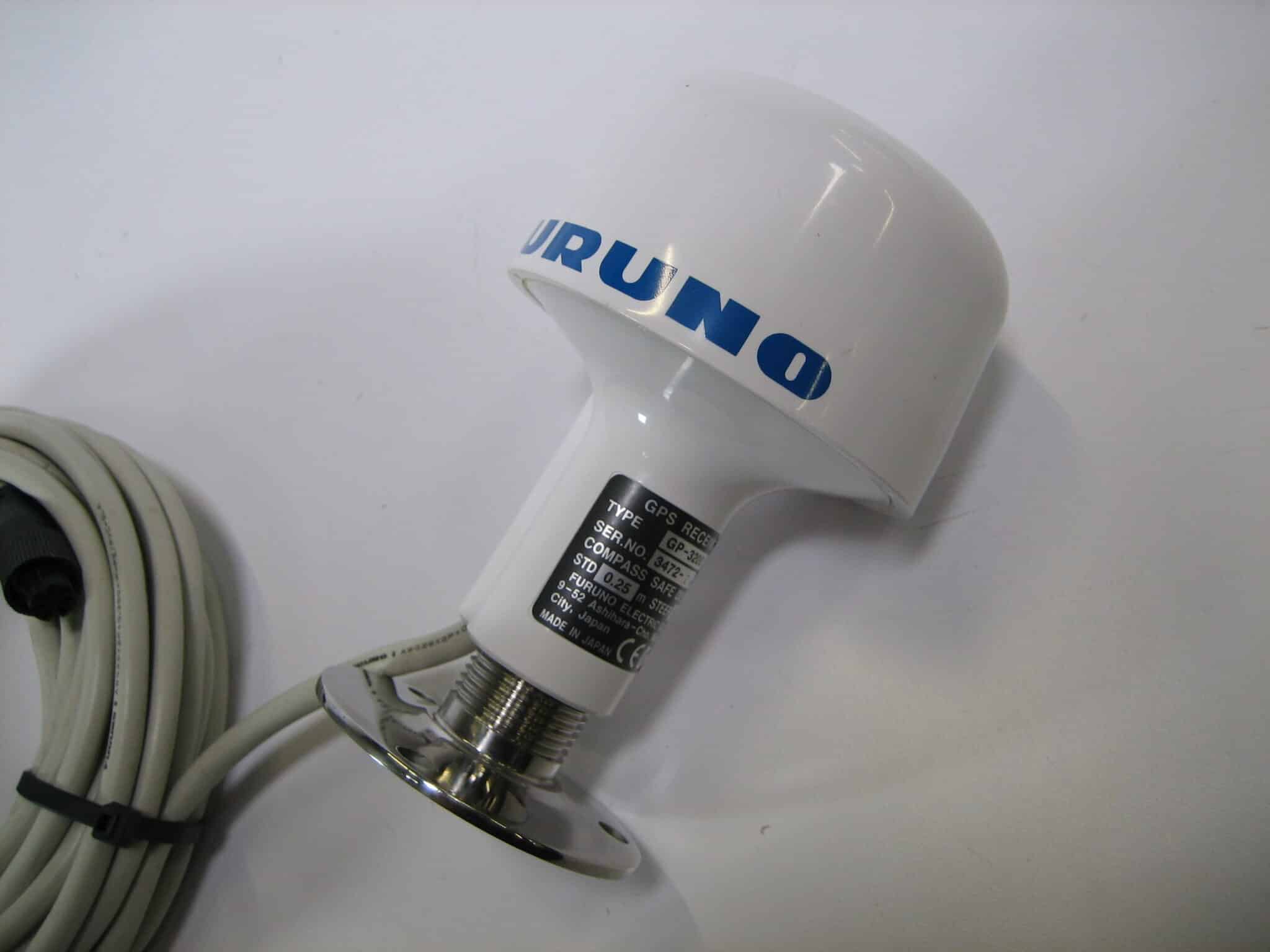 Furuno GP-320B GPS ANTENNA FOR Navnet VX1 VX2 3D - TESTED! - Max Marine ...