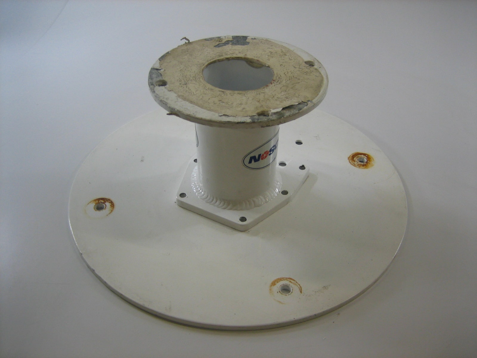 Edson 6" Aluminum White Riser Mount for 18" Satcom Domes - KVH TV5 ...