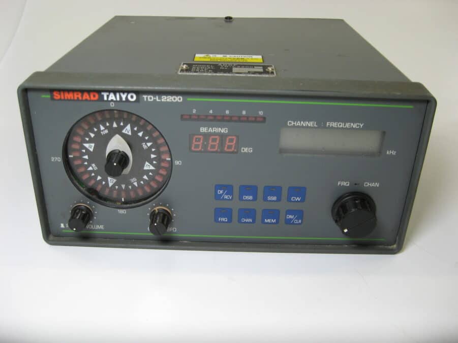 Simrad Taiyo ADF Automatic Direction Finder TD-L2200 Head Only Power On ...