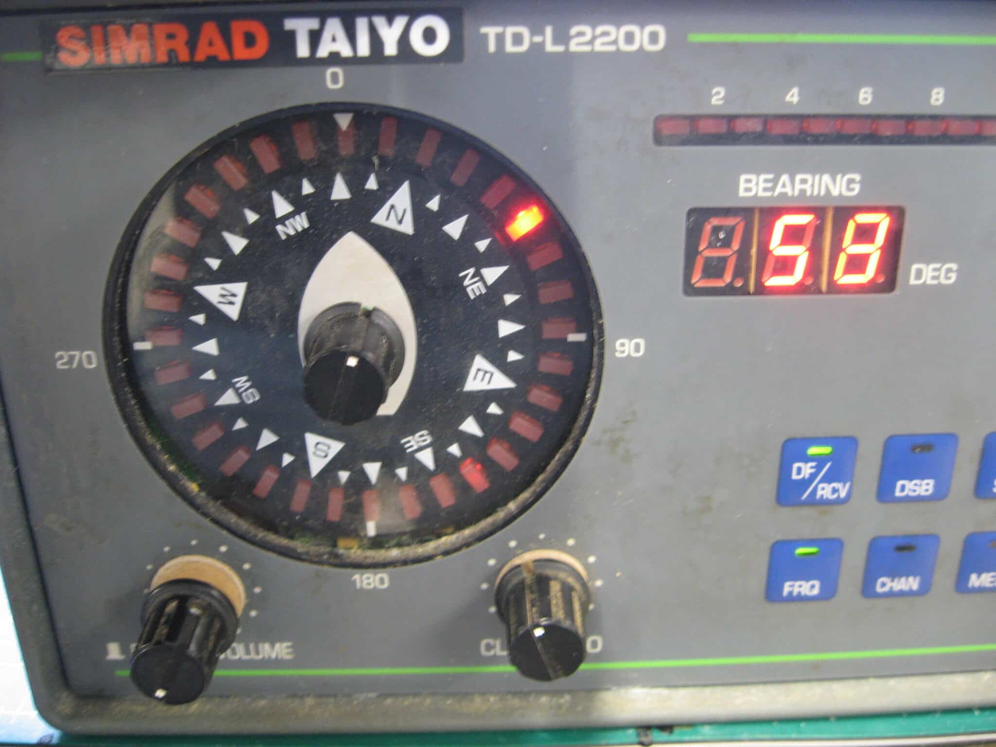 Simrad Taiyo ADF Automatic Direction Finder TD-L2200 Head Only Power On ...