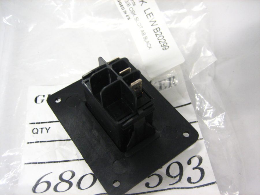 Lewmar Guarded Rocker Switch for Windlass - NEW - 68000593 - Max Marine ...