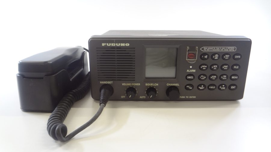Furuno FM-8800S Marine VHF Radio Telephone Transceiver Unit w/ HS-2003 ...