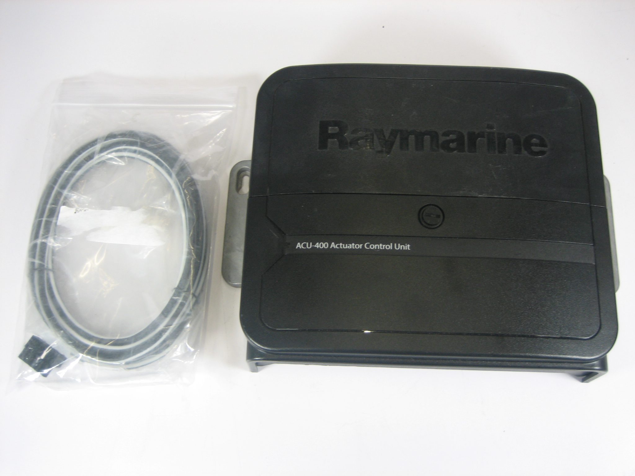 Raymarine Evolution Autopilot - ACU-400 - Actuator Control Unit/E70100 ...