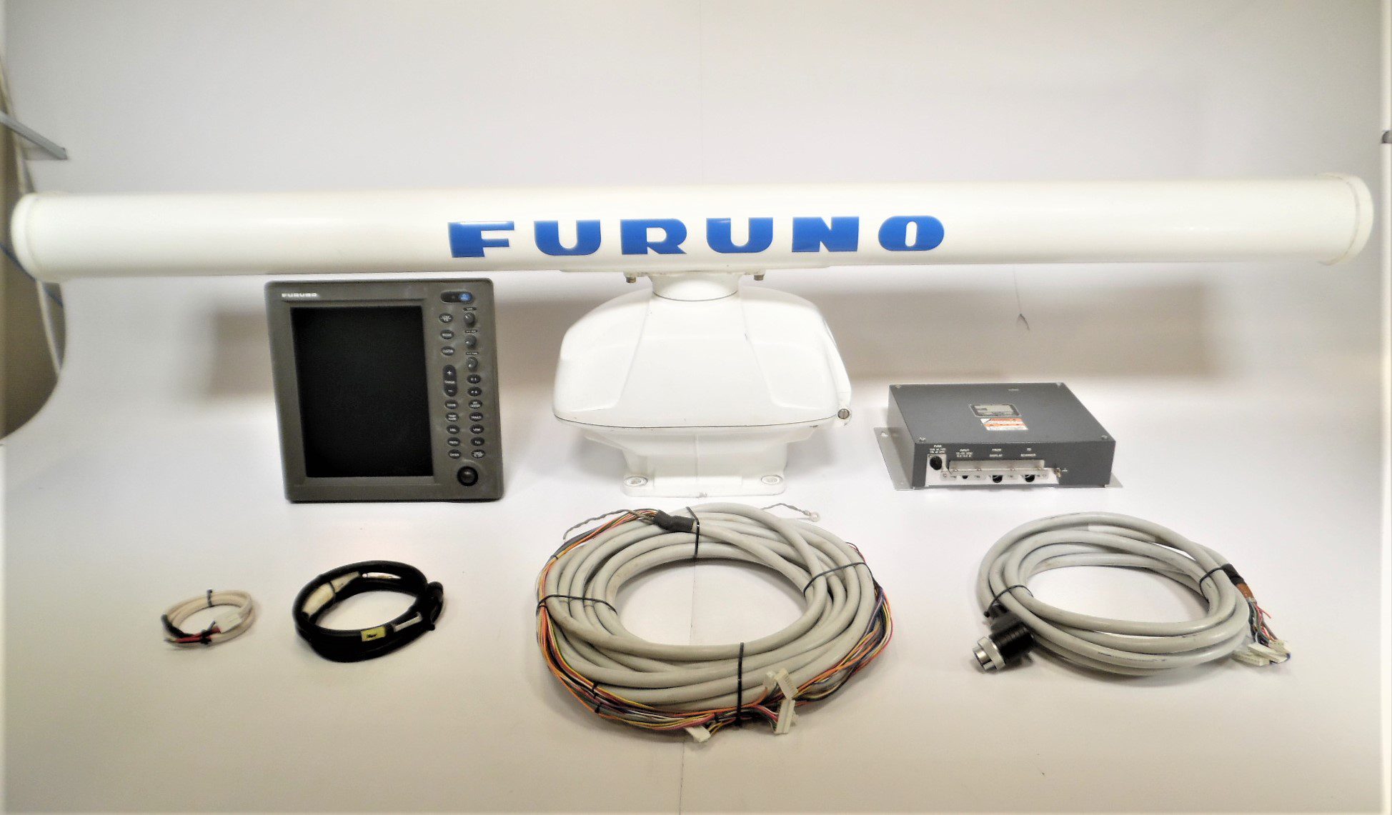 Furuno - FR-8252 - 25kw Stand Alone Radar System COMPLETE - Super Bird ...