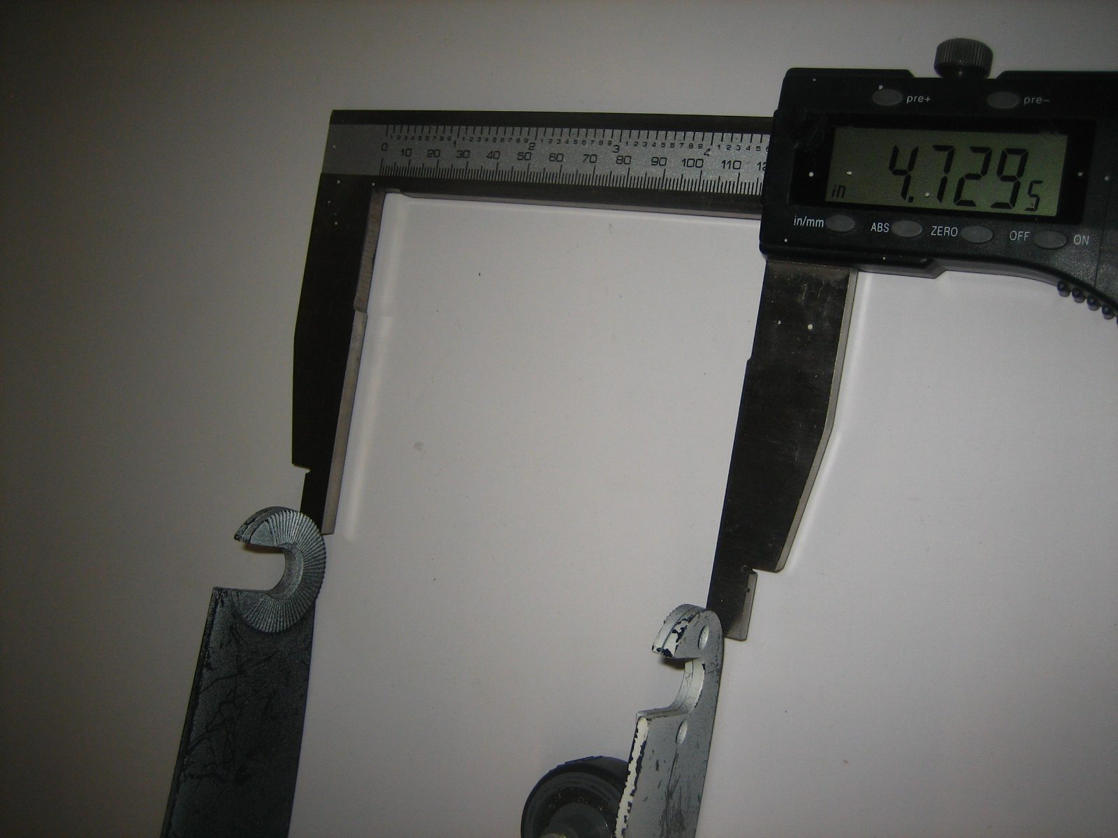 Raymarine RC435 RC435i DS600x Mount Mounting Bracket & Knobs - Max ...