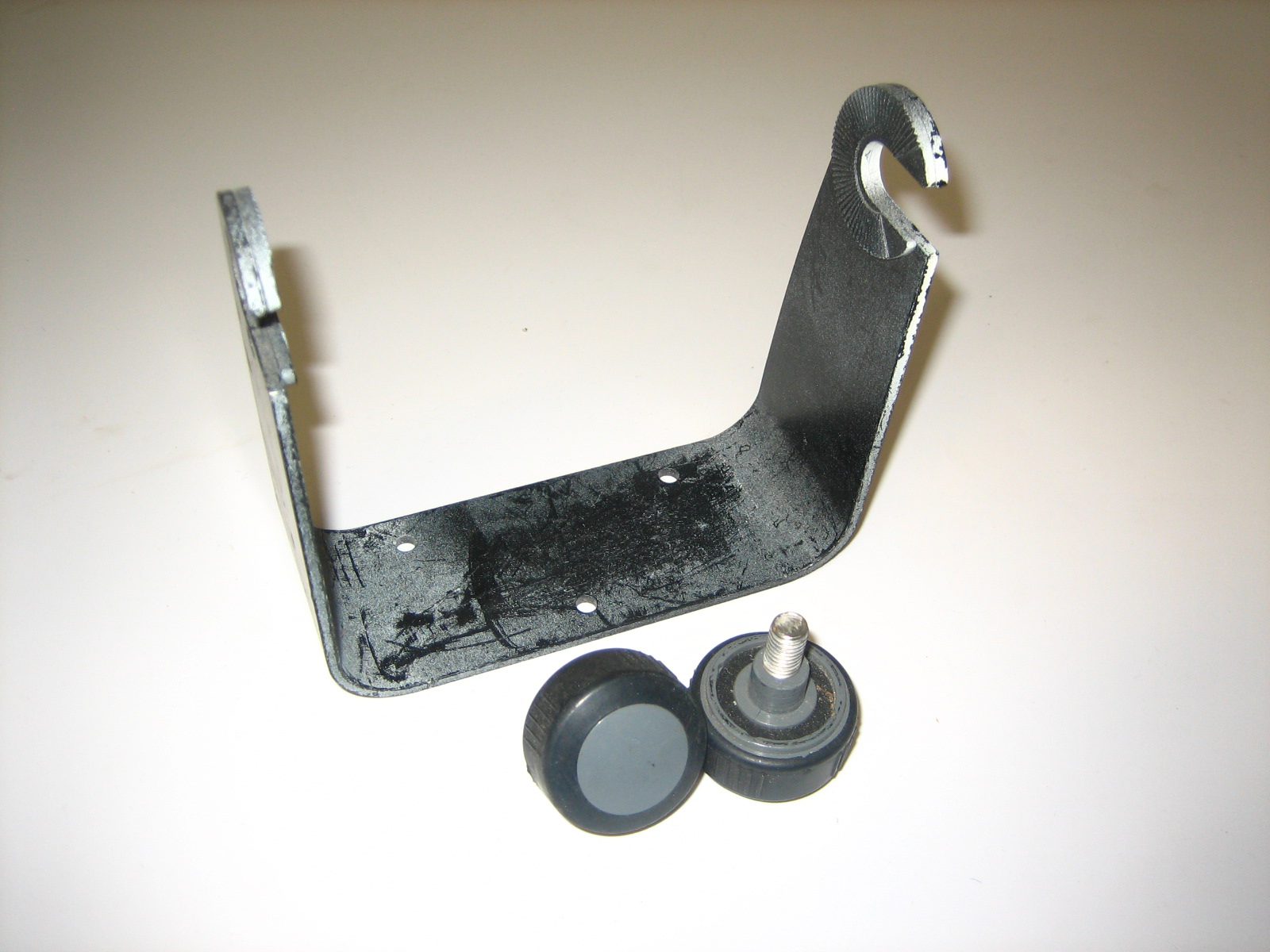 Raymarine RC435 RC435i DS600x Mount Mounting Bracket & Knobs - Max ...