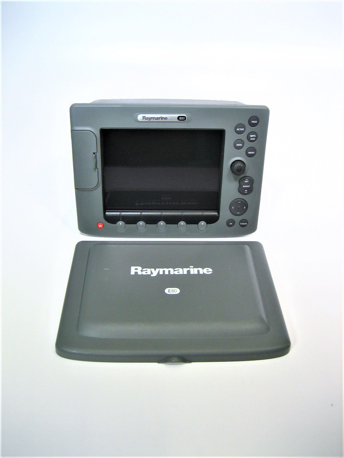 Raymarine E80 Classic Display w/ Bezel & Sun Cover - E02011 - Fully ...