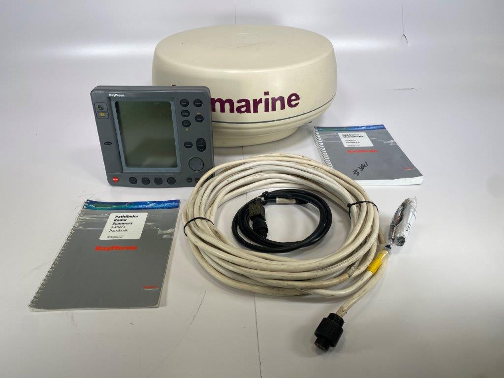 Raymarine 2KW 18" M92650-S Radome / RL70RC Display Complete System ...