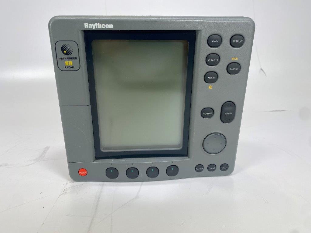 Raymarine 2KW 18" M92650 Radome / SL70 Display Complete System - 90 Day ...