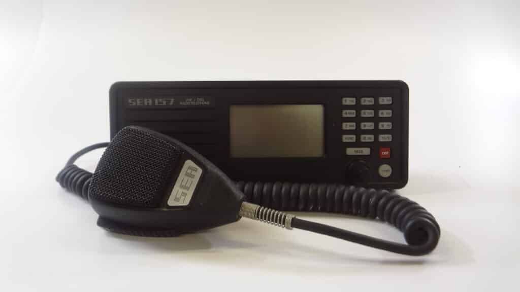 SEA 157 Marine Submersible Two-Way VHF/DSC Radiotelephone Transceiver ...