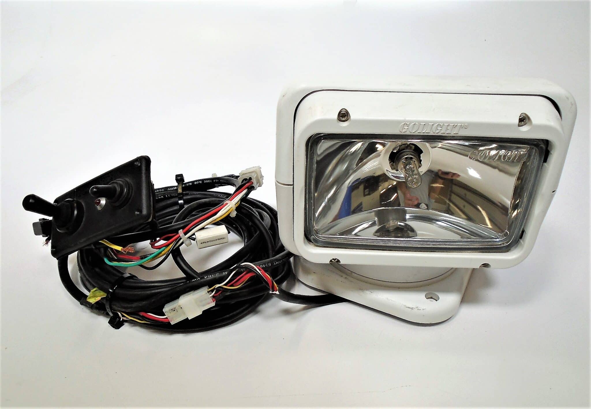Golight GT (2020GT) Permanent Mount White Halogen *Hard Wired Dash ...