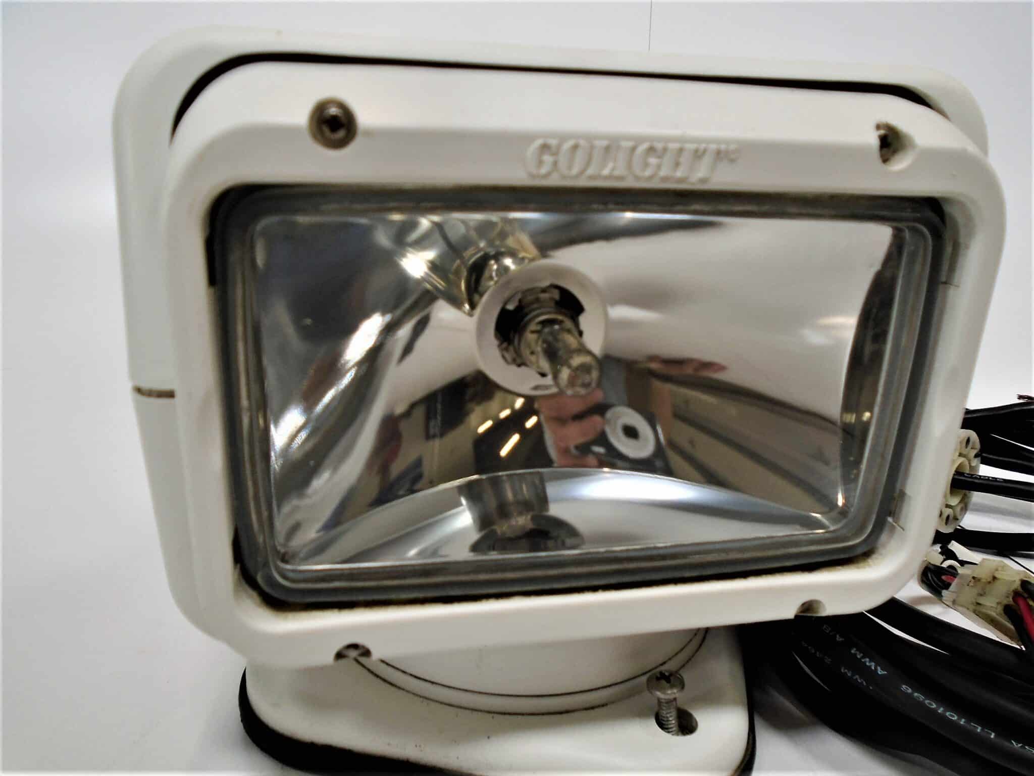 Golight GT (2020GT) Permanent Mount White Halogen -Hard Wired Dash ...