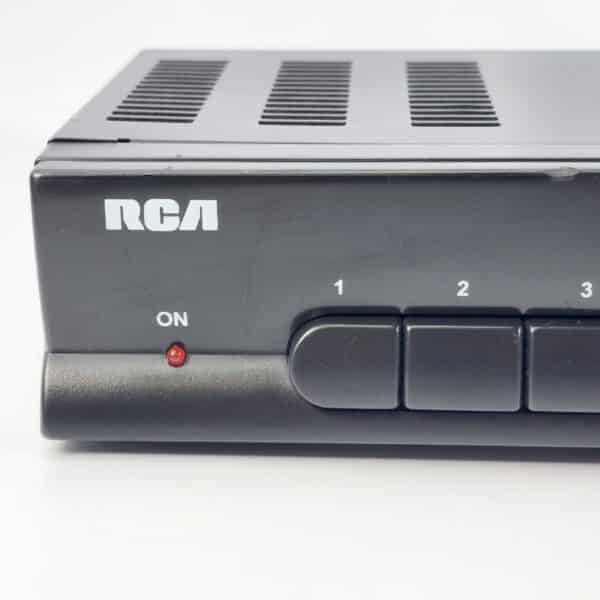 RCA RF Modulator & Video Switcher with 4 Inputs - For Parts