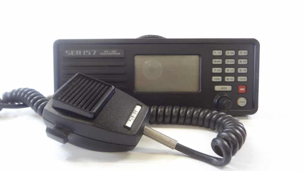 SEA 157 Marine Submersible Two-Way VHF/DSC Radiotelephone Transceiver ...
