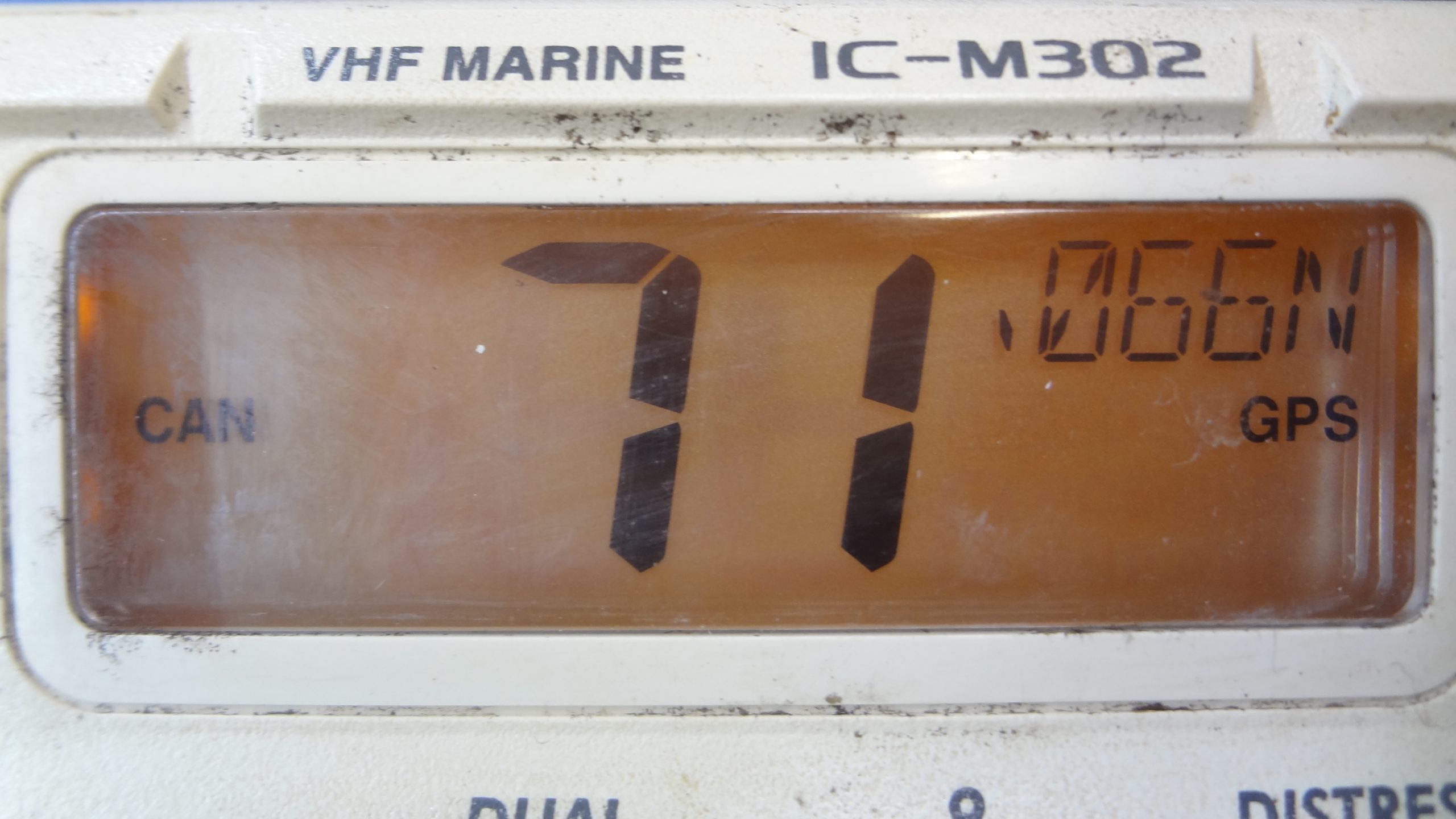 Icom IC-M302 Submersible Marine VHF Radio Transceiver Unit w/ HM-141W ...