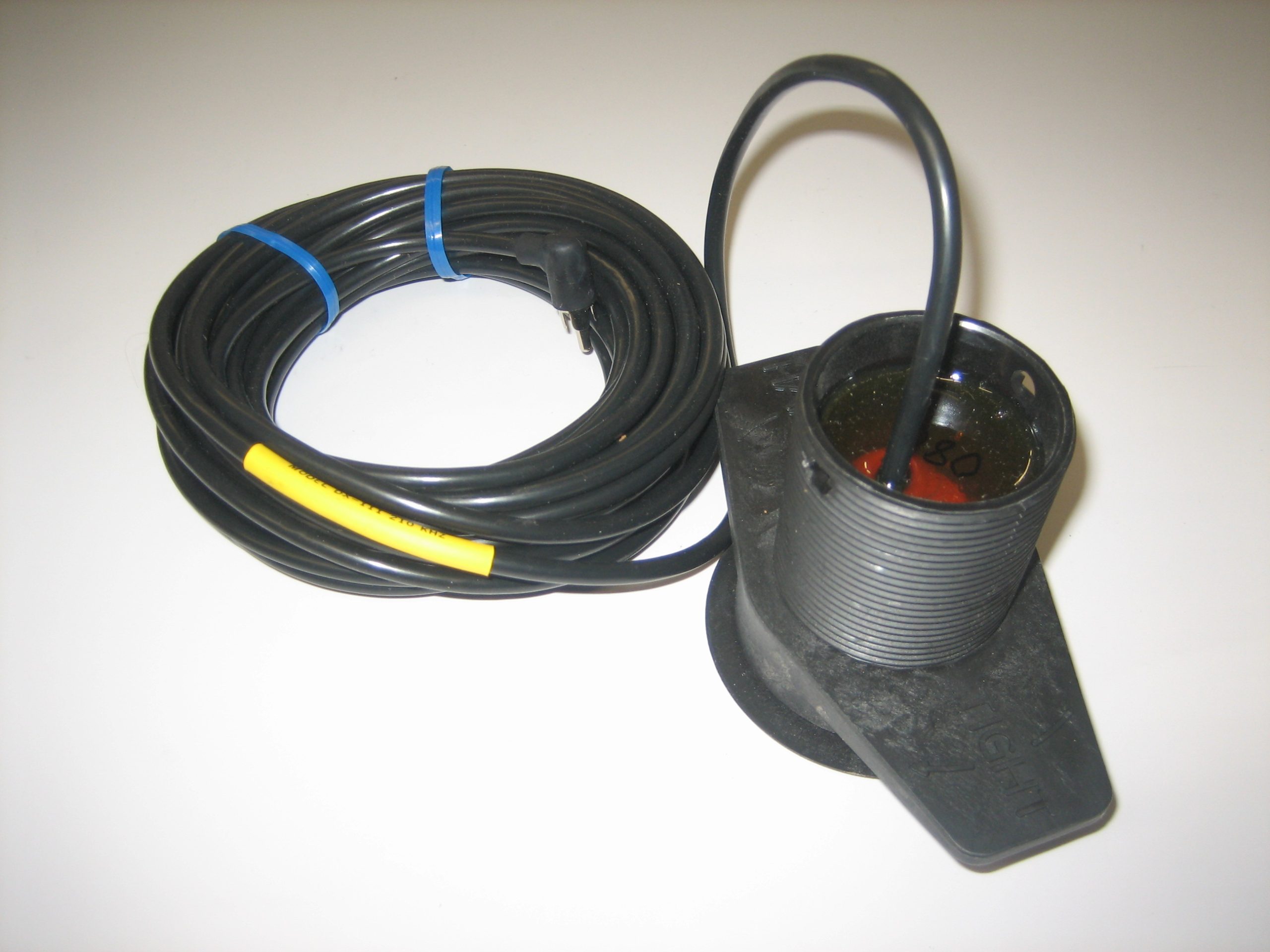 Datamarine DX-111 210 khz Low Profile Thru-Hull Transducer *NEW STOCK ...