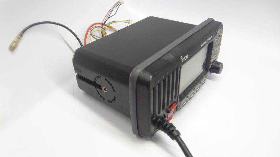 Icom IC-M324 Marine VHF Two-Way Radio Transceiver Unit with HM-200B ...