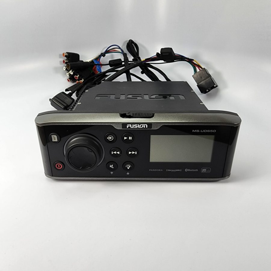 Fusion - MS-UD650 Marine Entertainment System with Uni-Dock - TESTED ...