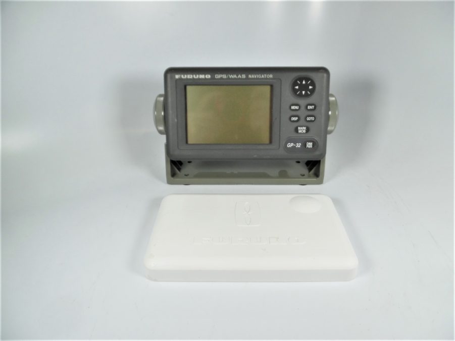Furuno - GP-32 GPS WAAS Navigator 3.5" Monochrome LCD Display Repeater ...