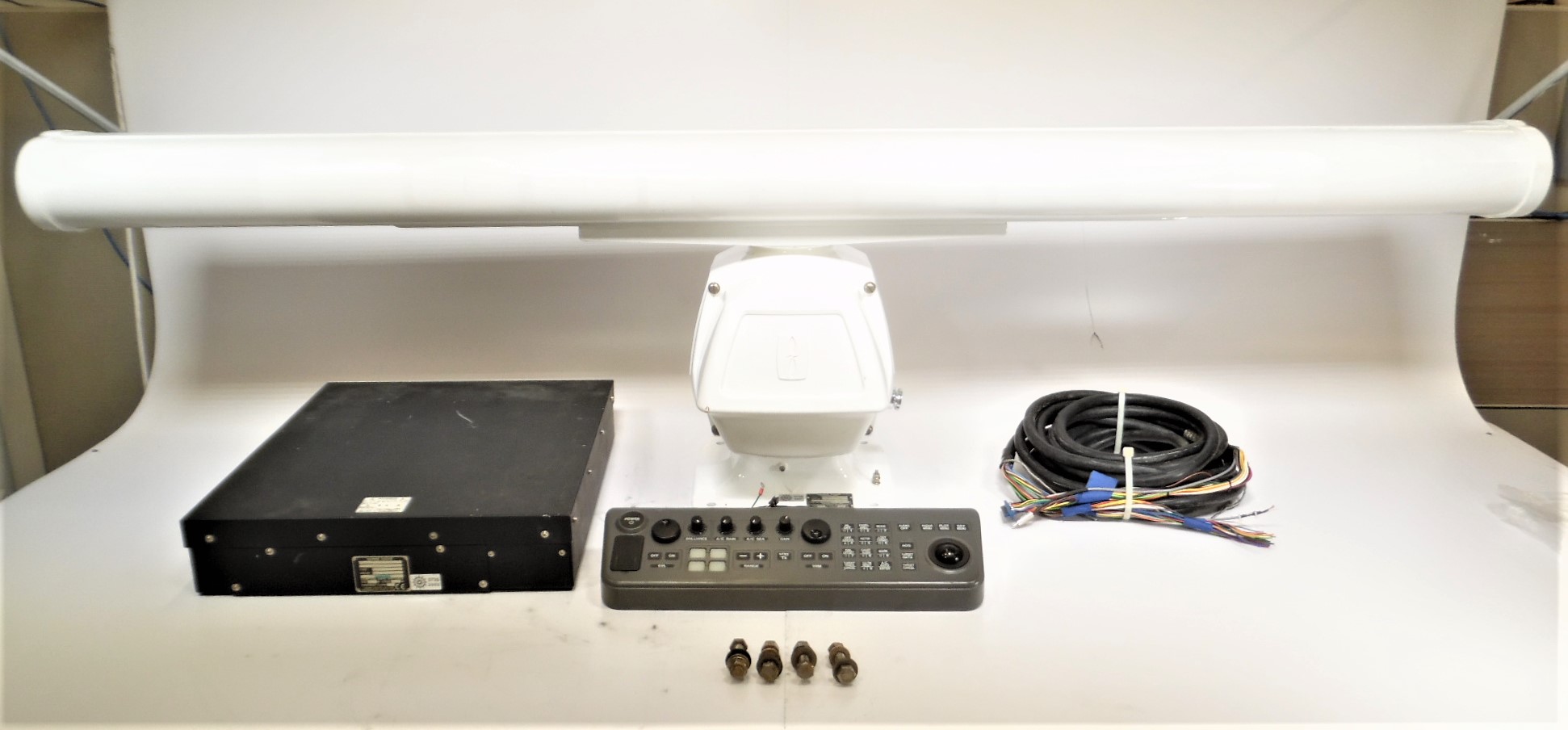 Furuno - FR-2115BB Commercial Grade Black Box 12KW Radar System Tested ...