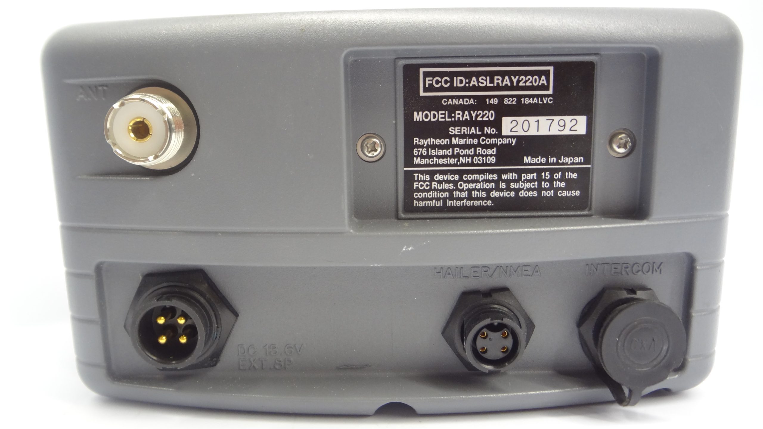 Raytheon Ray220 VHF Hailer w/ Microphone Marine Radio - Tested - Max ...