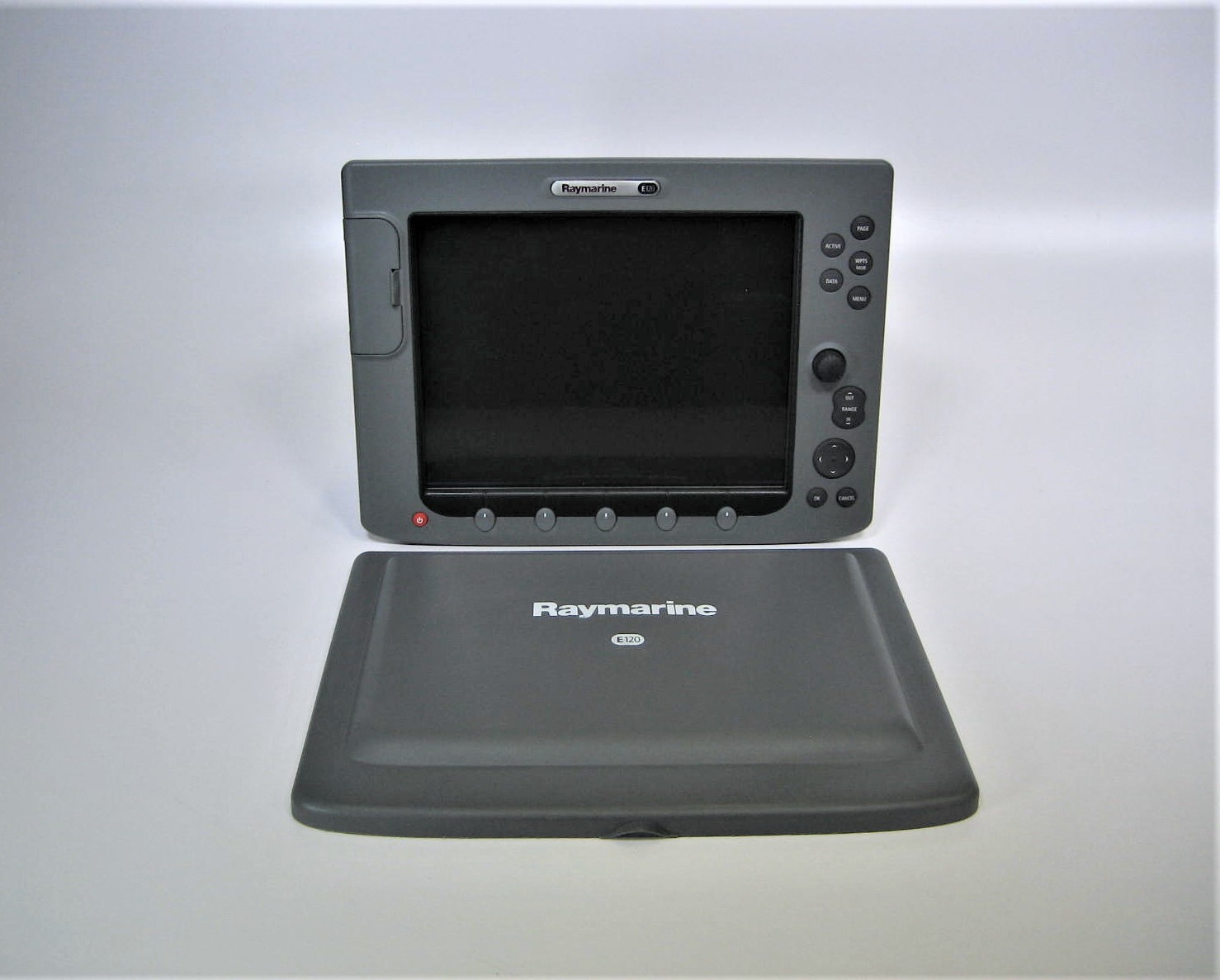 Raymarine E120 Classic Display - E02013 - w/ Bezel and Sun Cover ...