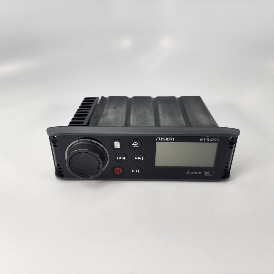 Fusion MS-RA70N Marine Digital Media Receiver - Used - TESTED - SEE ...