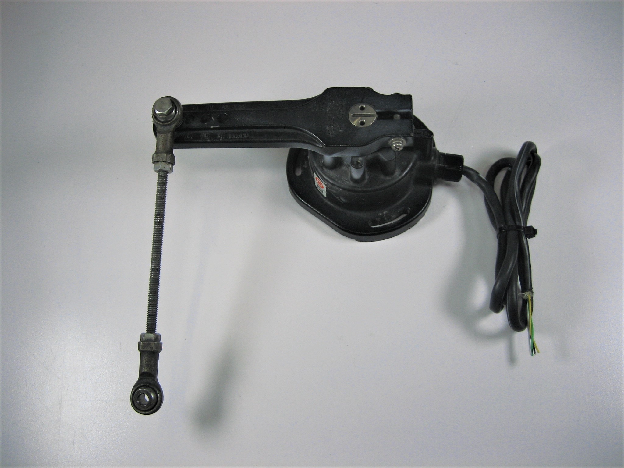 Furuno / NavPilot / Rudder Reference Unit - FAP-6112 - Bench Tested OK ...