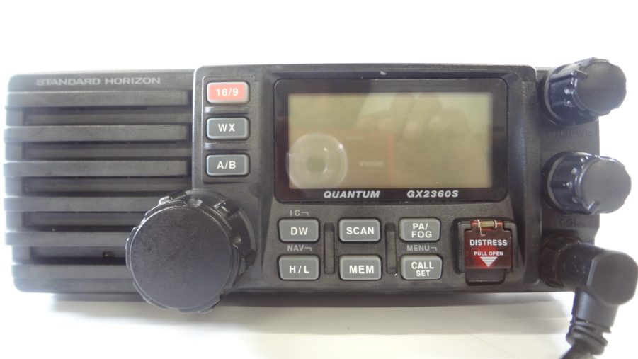 Standard Horizon Quantum GX2360S Submersible Marine VHF Radio ...