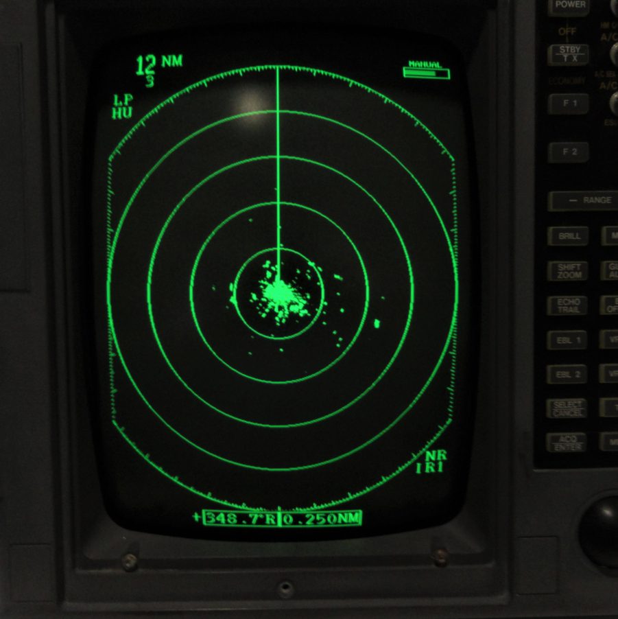 Furuno FR-7062 / RDP-122 12" CRT Radar Display *Tested* - Max Marine ...