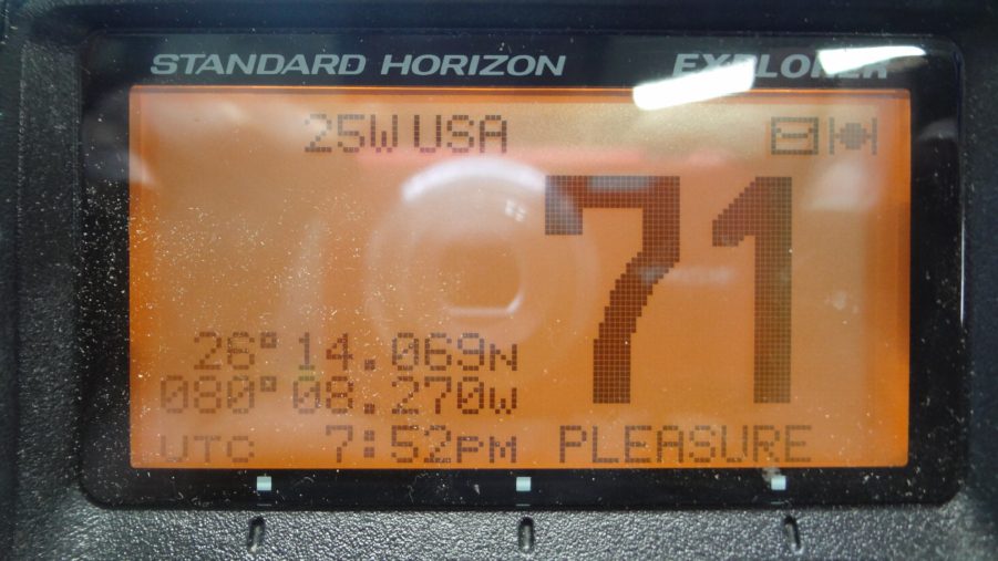 Standard Horizon Explorer GX1700 GPS Submersible VHF Radio Transceiver ...