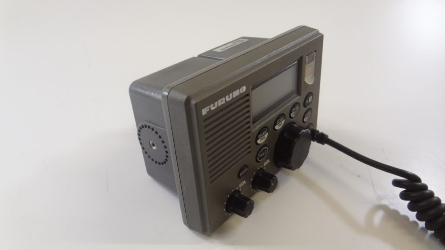 FURUNO FM-3000 Marine Commercial VHF RadioTelephone Transceiver w/ Mic ...